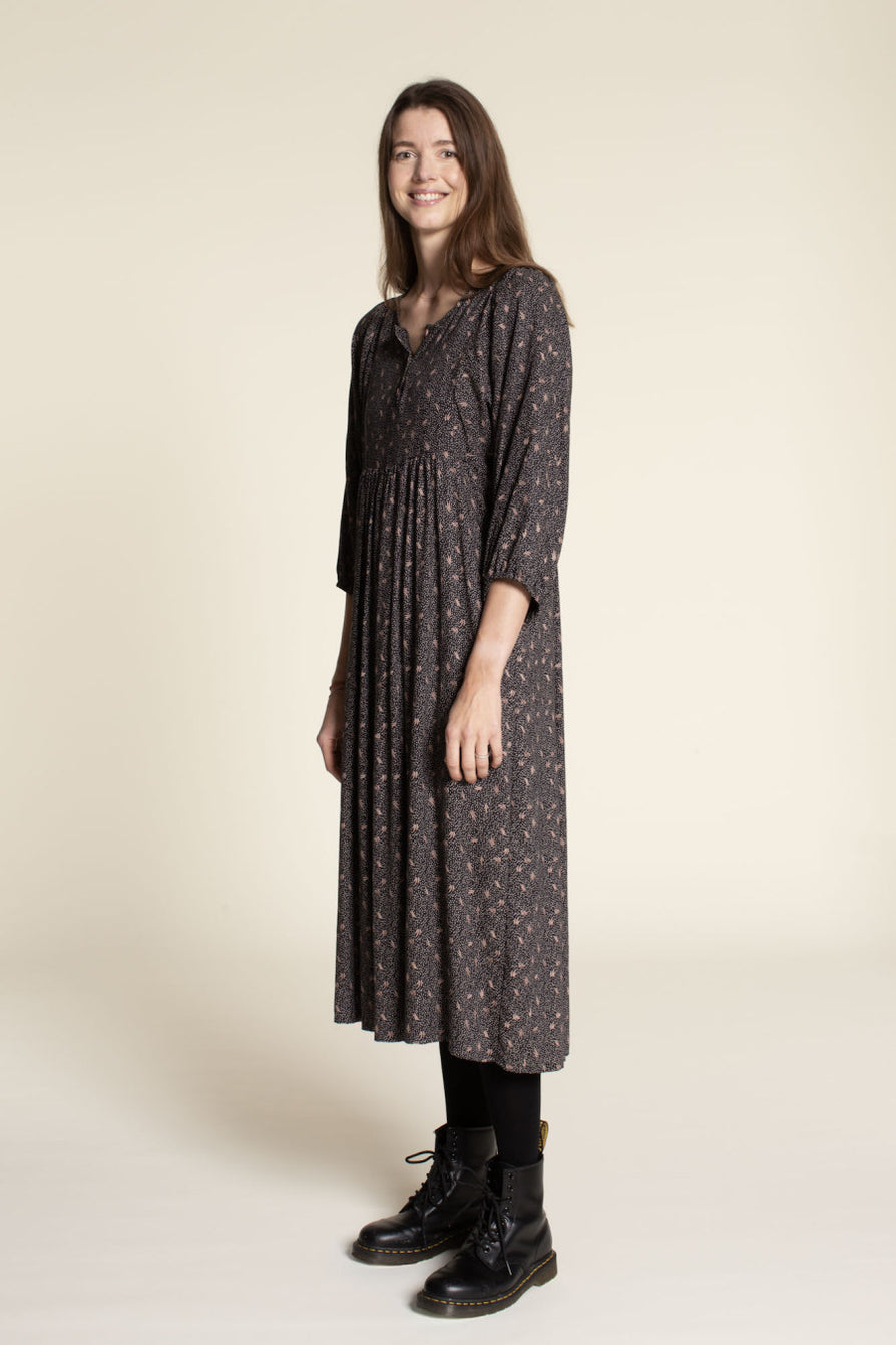BALKA DRESS PATTERN– Ginger Twist Studio